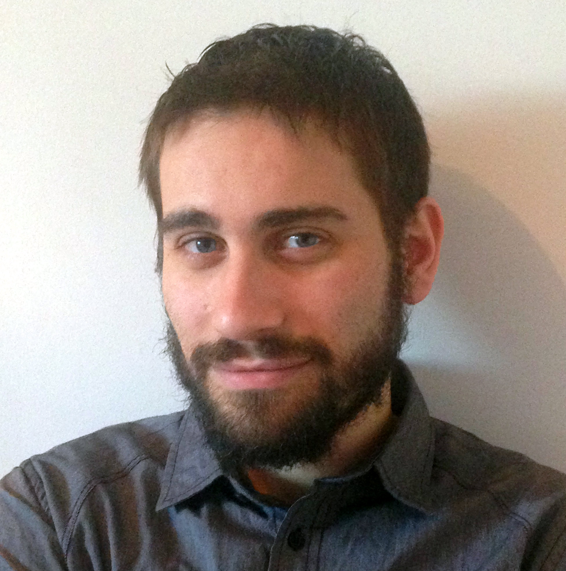 About Us – יוגנטרוף — יוגנט פֿאַר ייִדיש